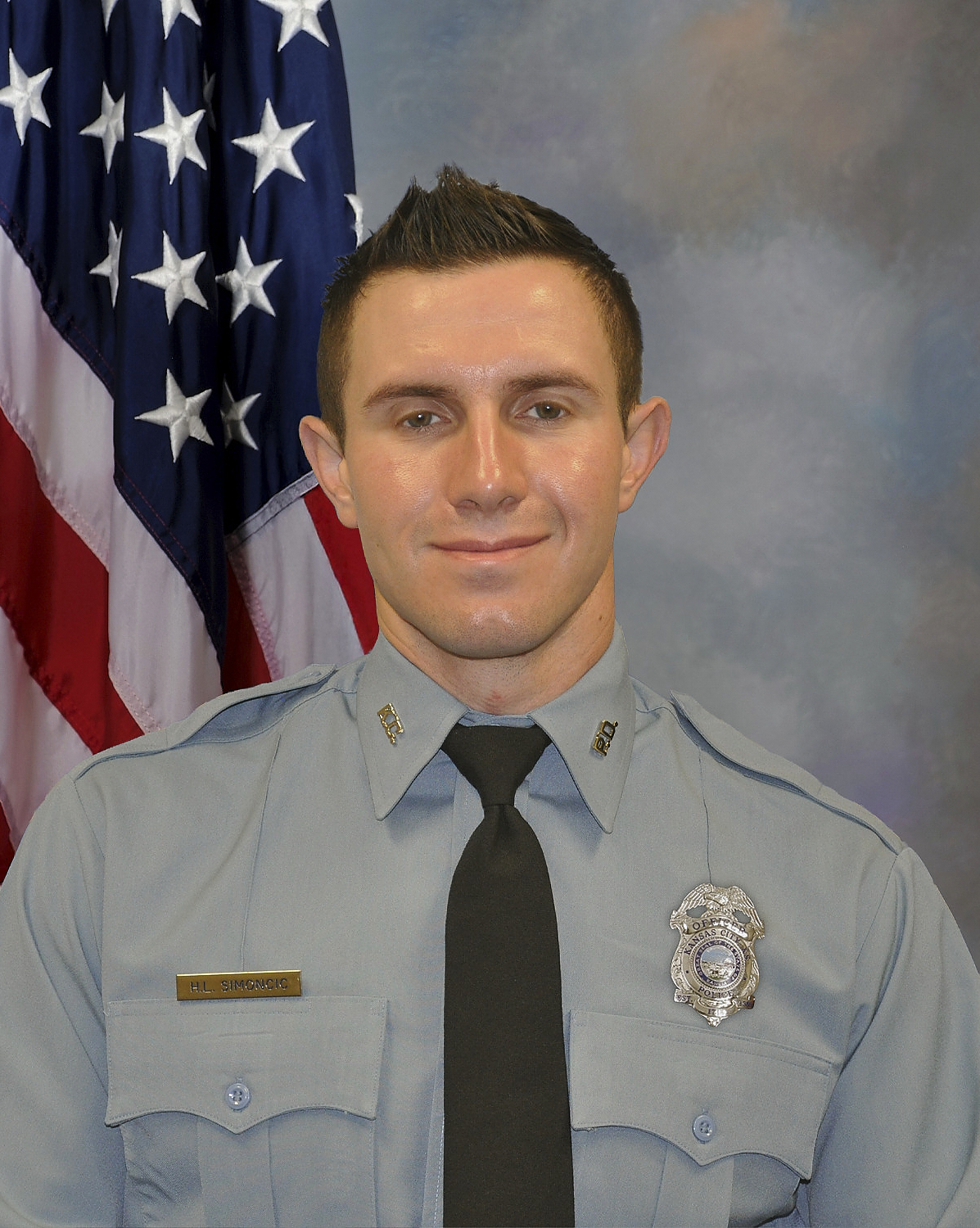 Kansas City, Kansas, police officer dies after being struck by a fleeing driver | News, Sports ...